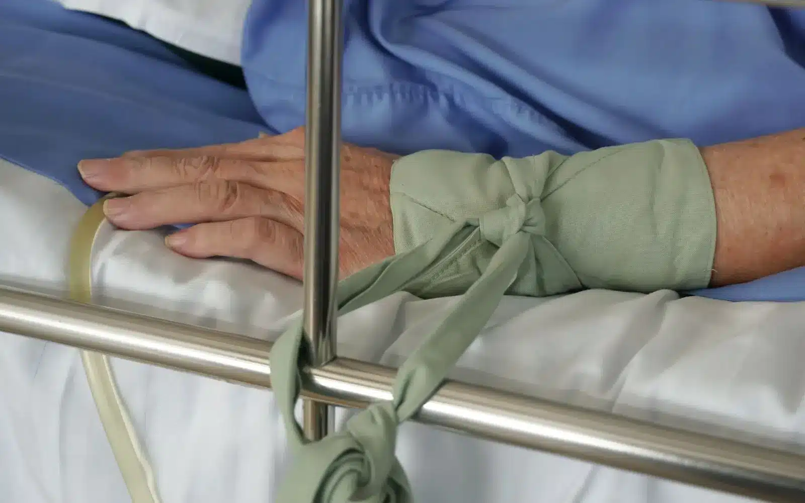 Physical and Chemical Restraints in Nursing Homes | Lanzone Morgan, LLP